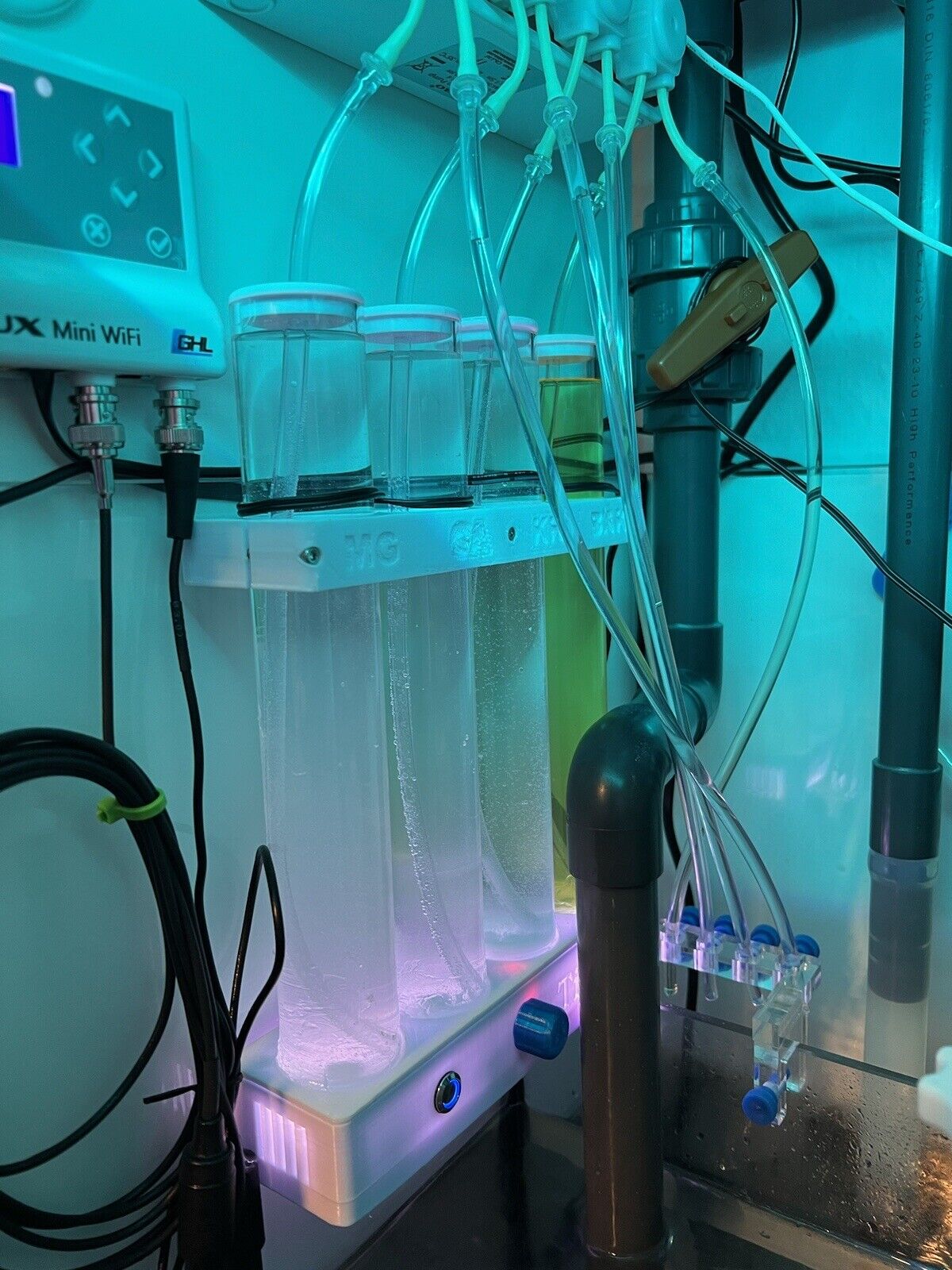 Aquarium Dosieranlage Nano für alle kleinen Aquarien z.B. Eheim ...
